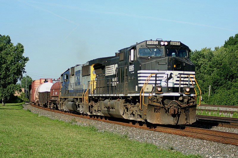 NS 8985